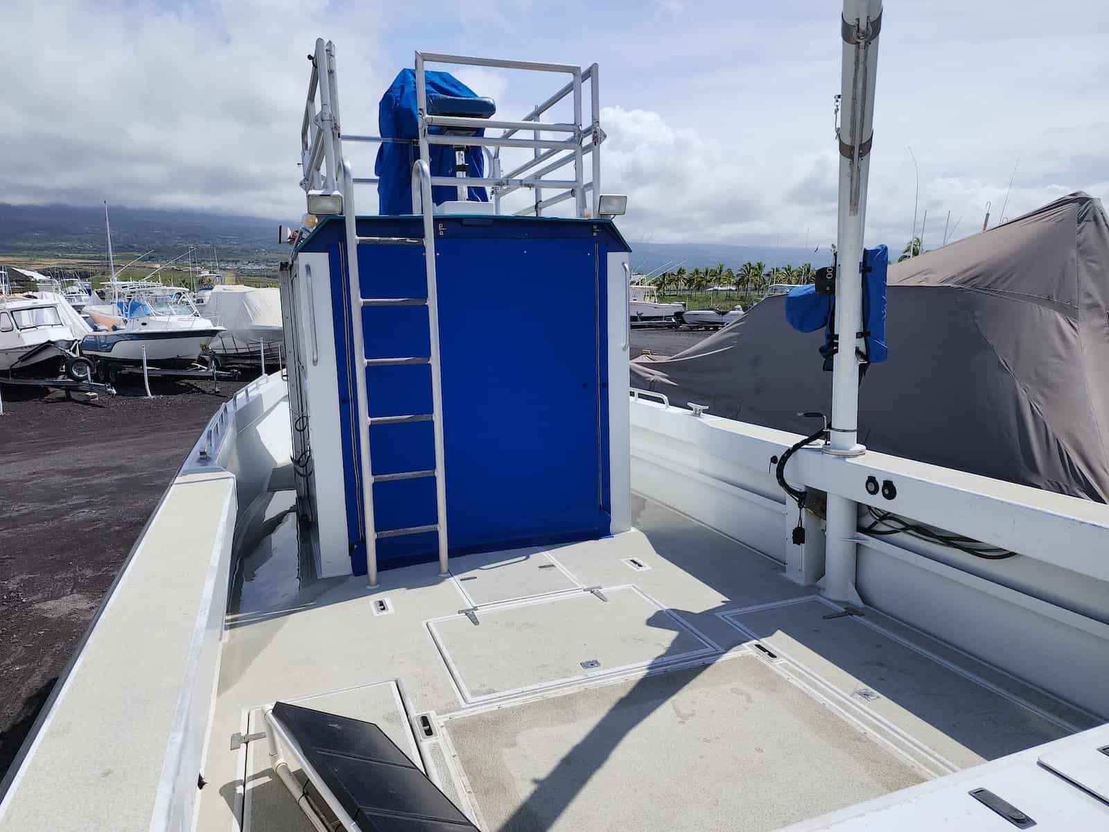 32' Almar/North River Sounder Pilothouse - Pacific Boats and Yachts
