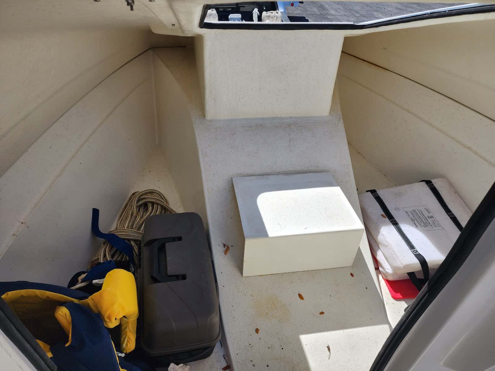 18′ Tern Cat | Pacific Boats and Yachts