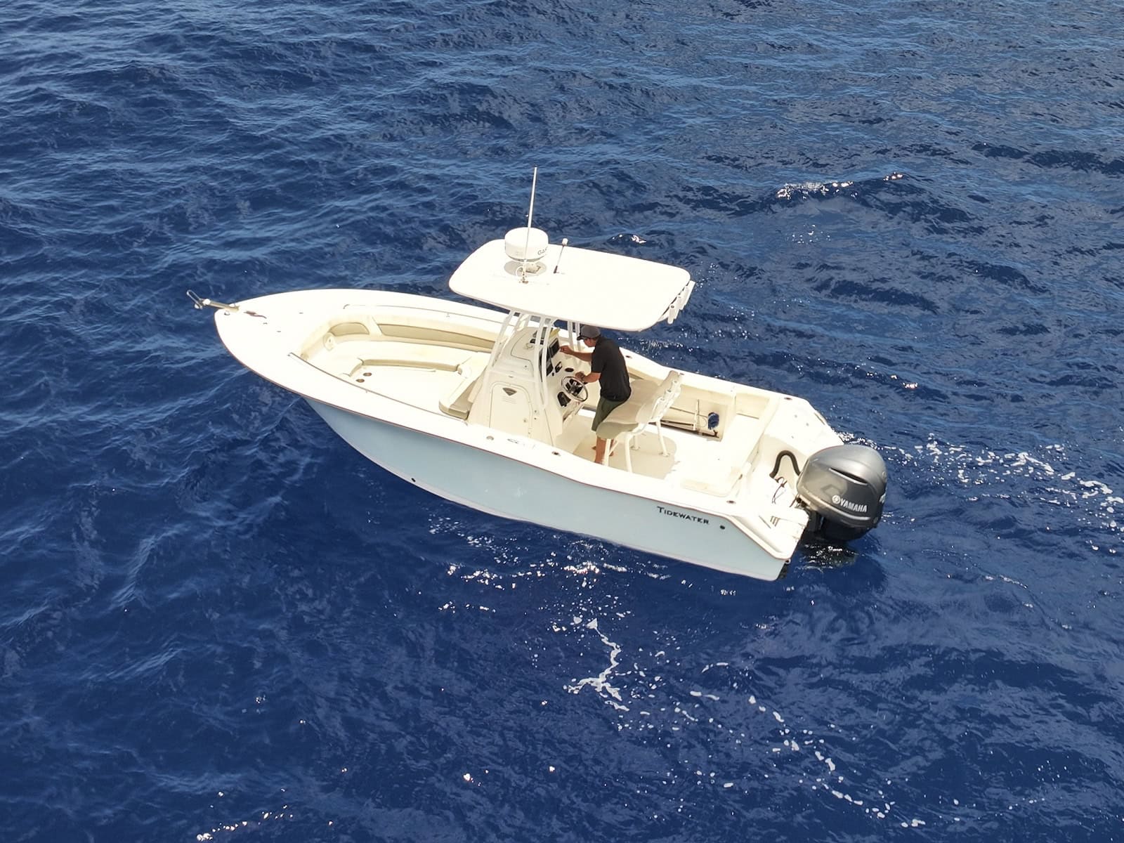 23' Tidewater 230 LXF - Pacific Boats and Yachts