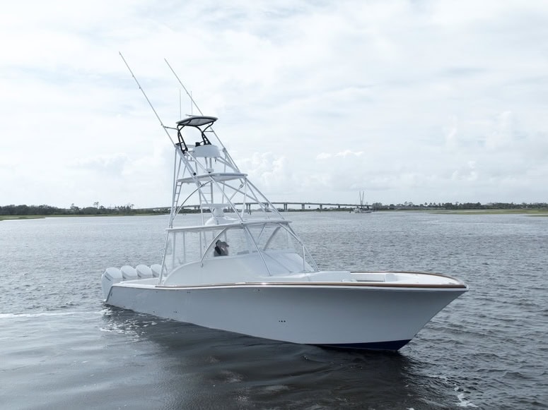 Front Runner Boats - Pacific Boats and Yachts